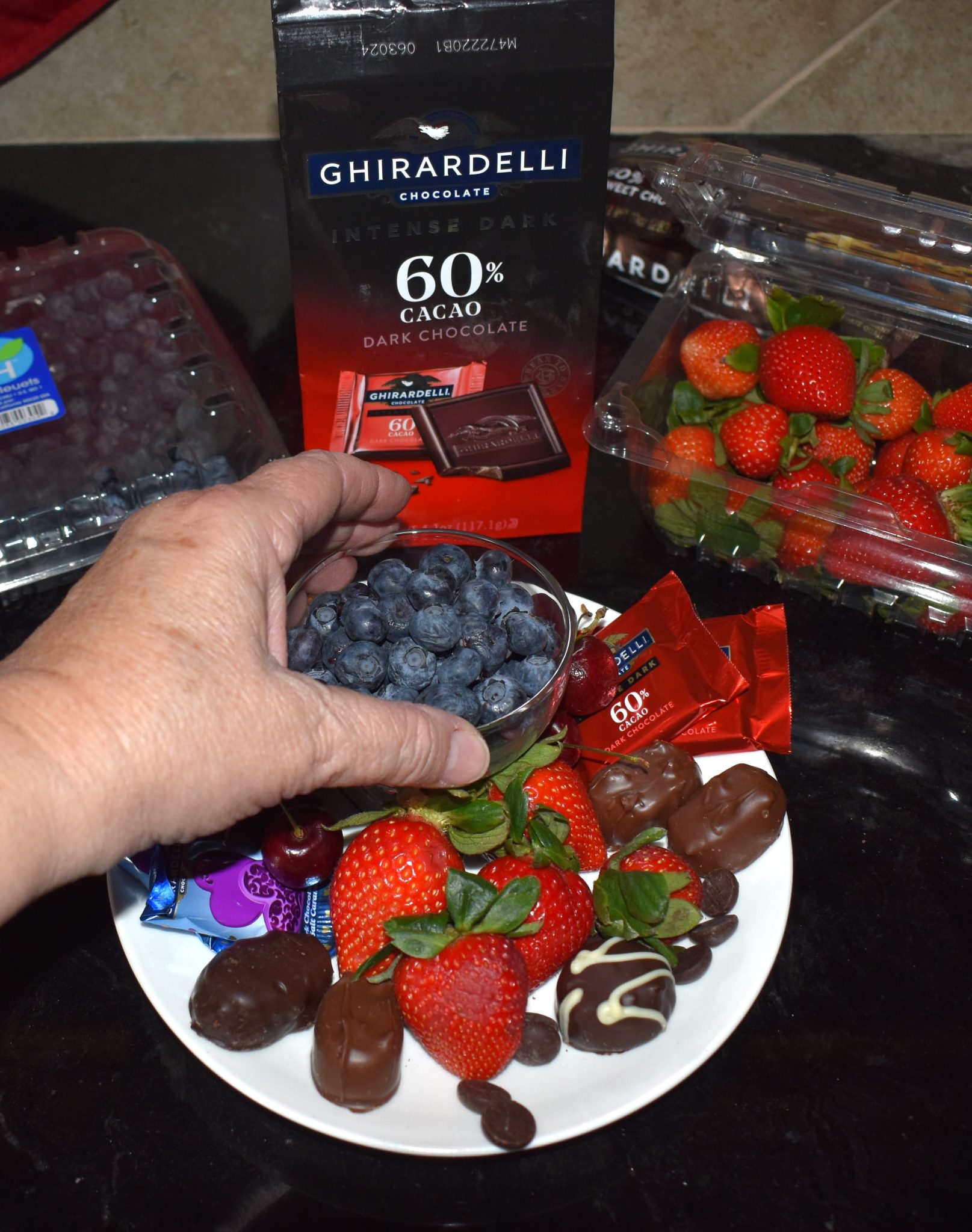 Create an Indulgent Chocolate Charcuterie Board for Any Occasion ...